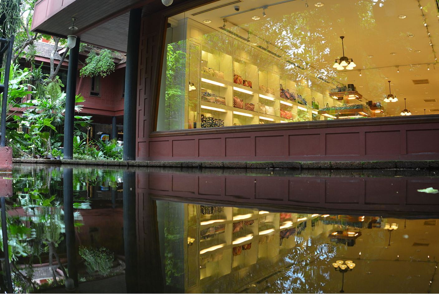 Jim Thompson House Museum Review, Bangkok - The Stupid Bear