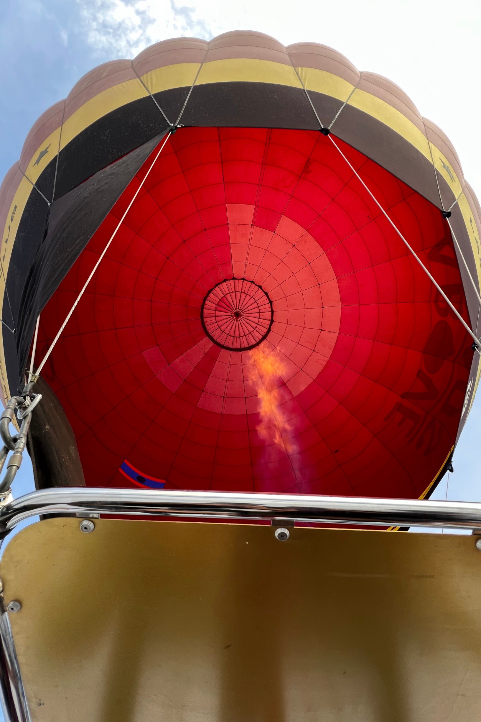 Hot Air Ballooning in Vang Vieng, Laos - The Stupid Bear