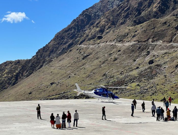 How to book a Helicopter to Kedarnath - The Stupid Bear
